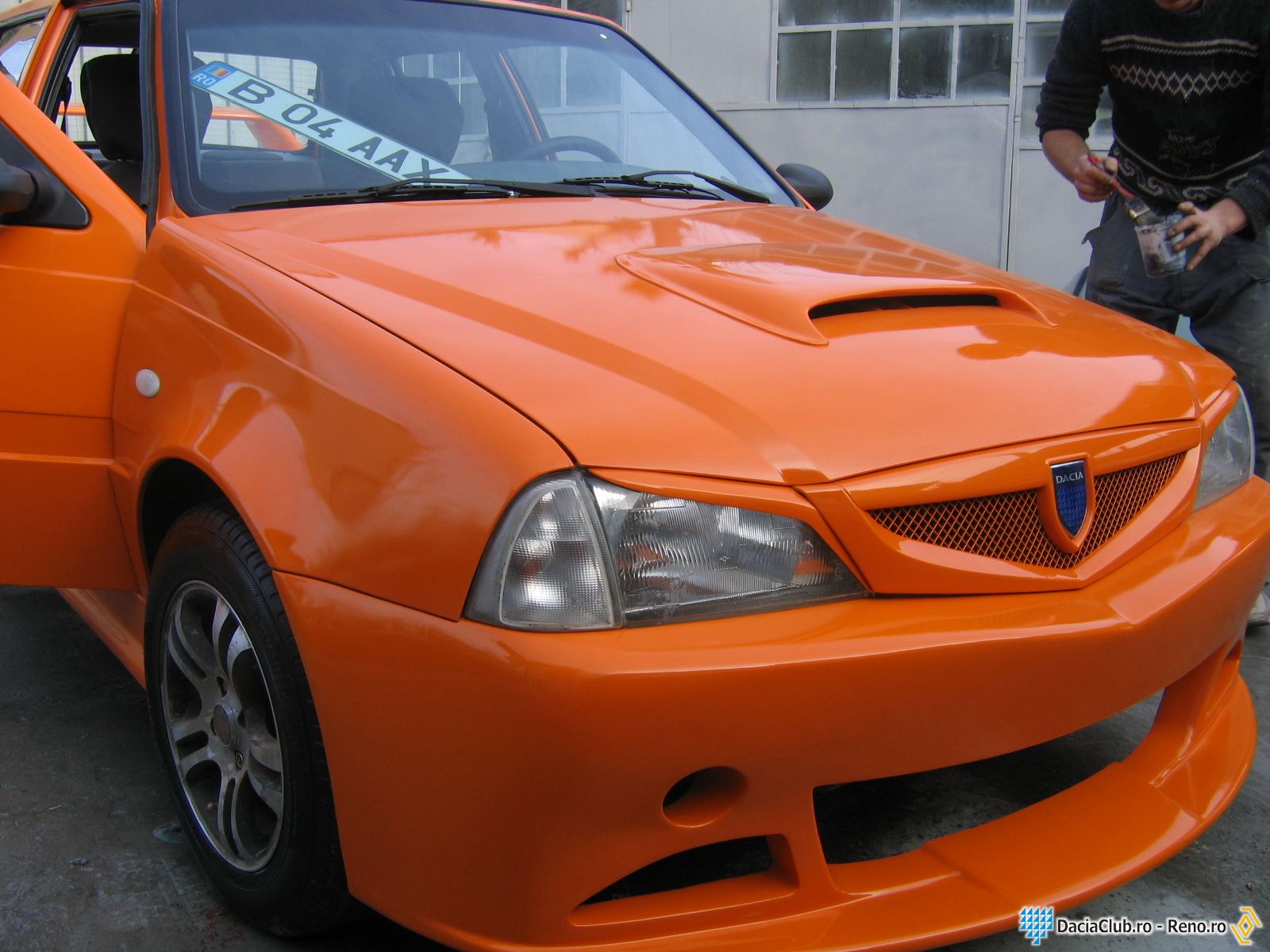 My perfect Dacia Solenza. 3DTuning - probably the best car configurator!