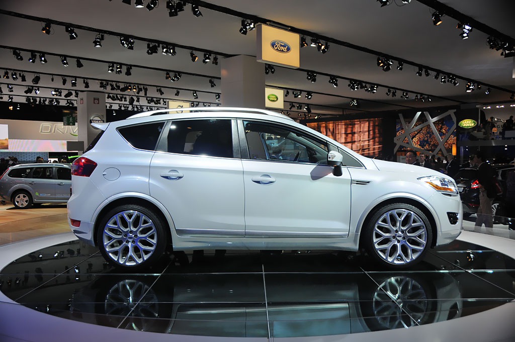 My perfect Ford Kuga. 3DTuning - probably the best car configurator!