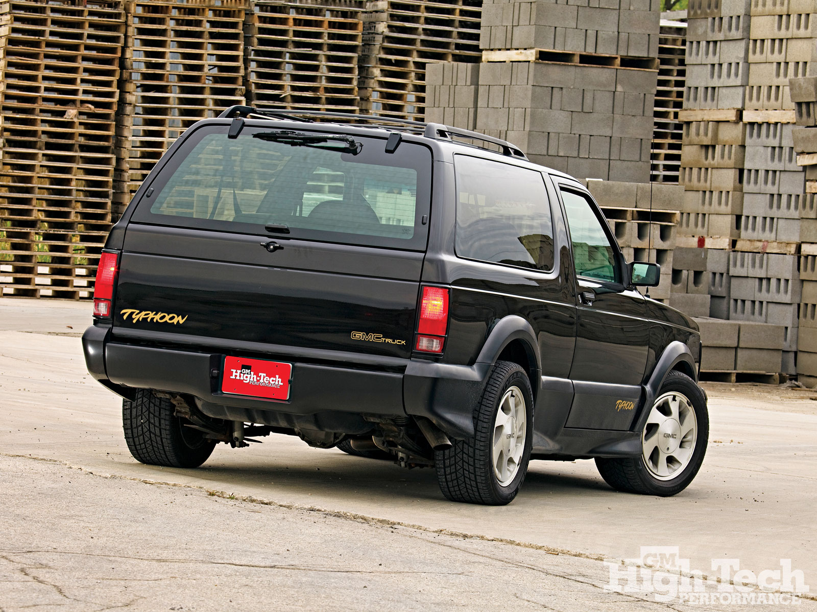 My perfect GMC Typhoon. 3DTuning - probably the best car configurator!