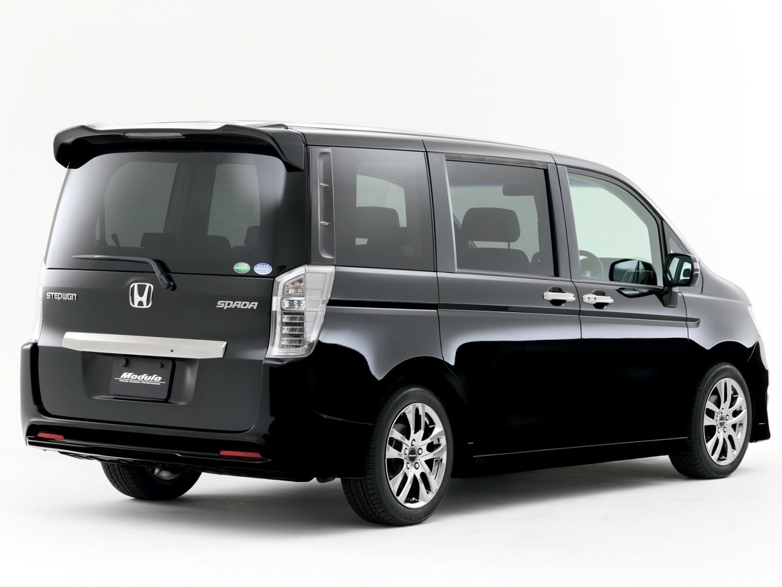 My perfect Honda Stepwgn. 3DTuning - probably the best car configurator!