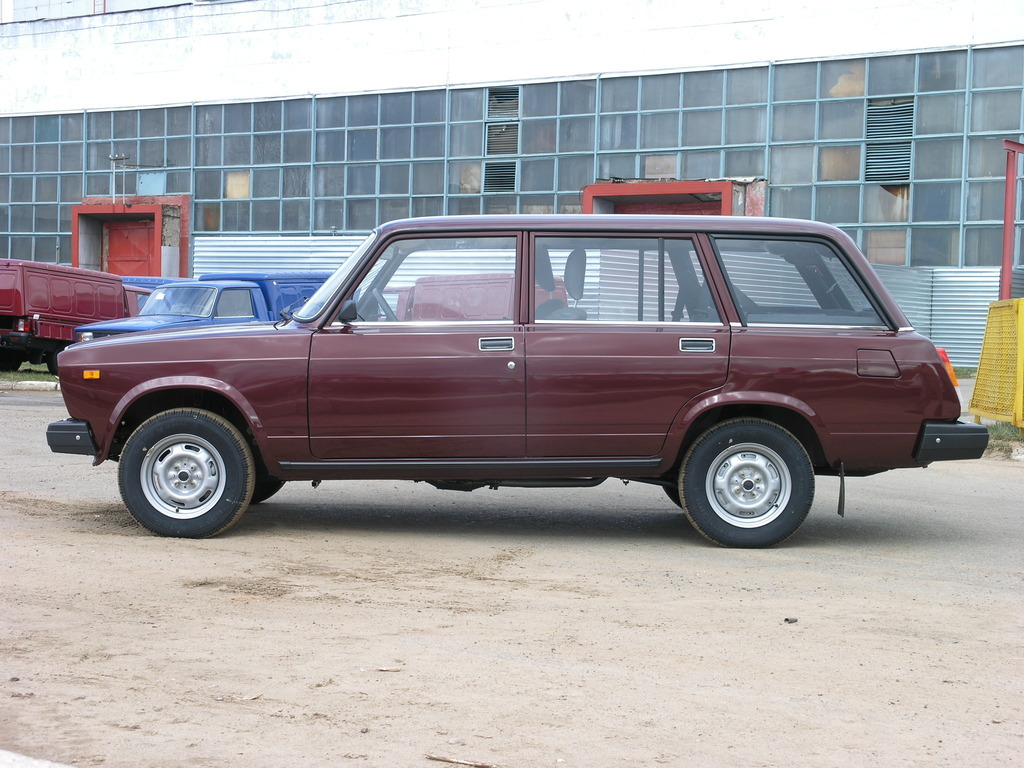 My perfect Lada 21047. 3DTuning - probably the best car configurator!