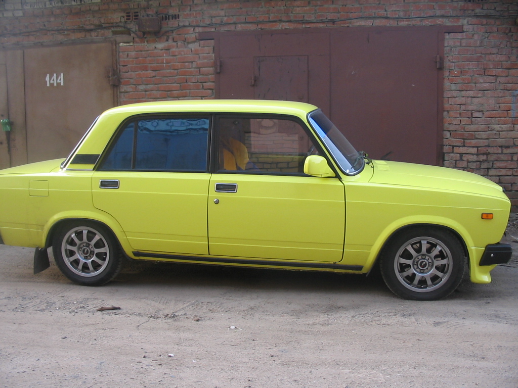 My perfect Lada 2107. 3DTuning - probably the best car configurator!