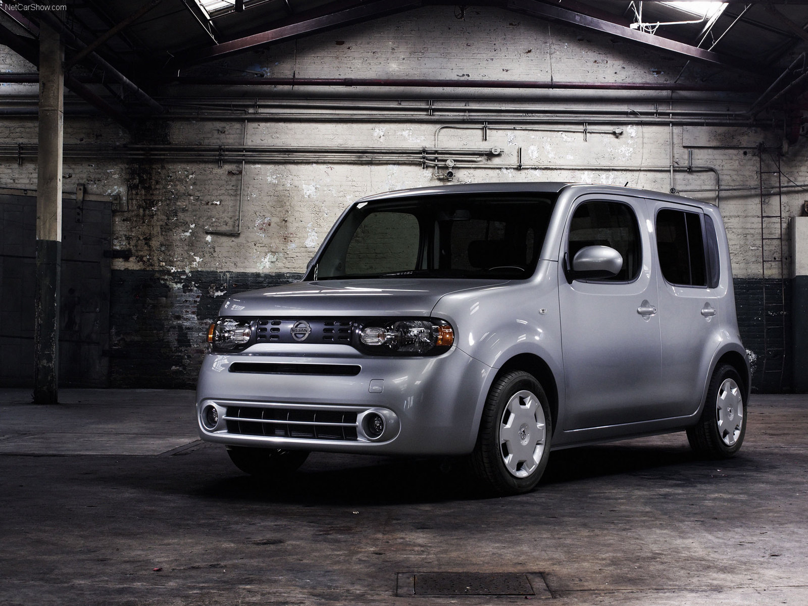 My perfect Nissan Cube. 3DTuning - probably the best car configurator!