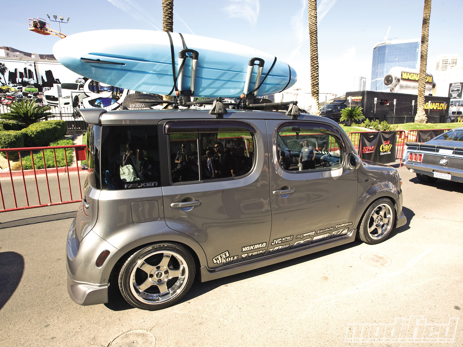 My perfect Nissan Cube. 3DTuning - probably the best car configurator!