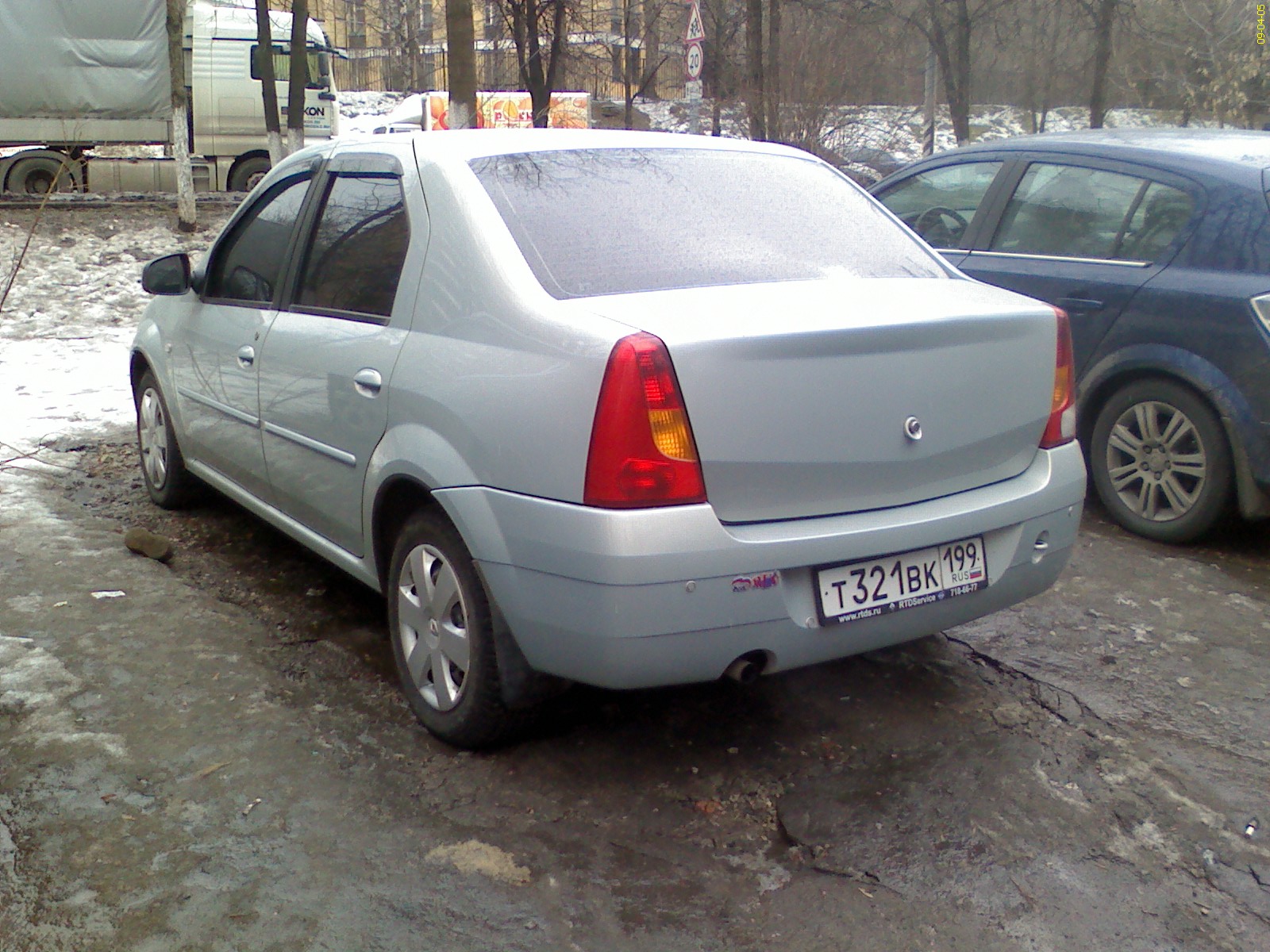 My perfect Renault Logan. 3DTuning - probably the best car configurator!