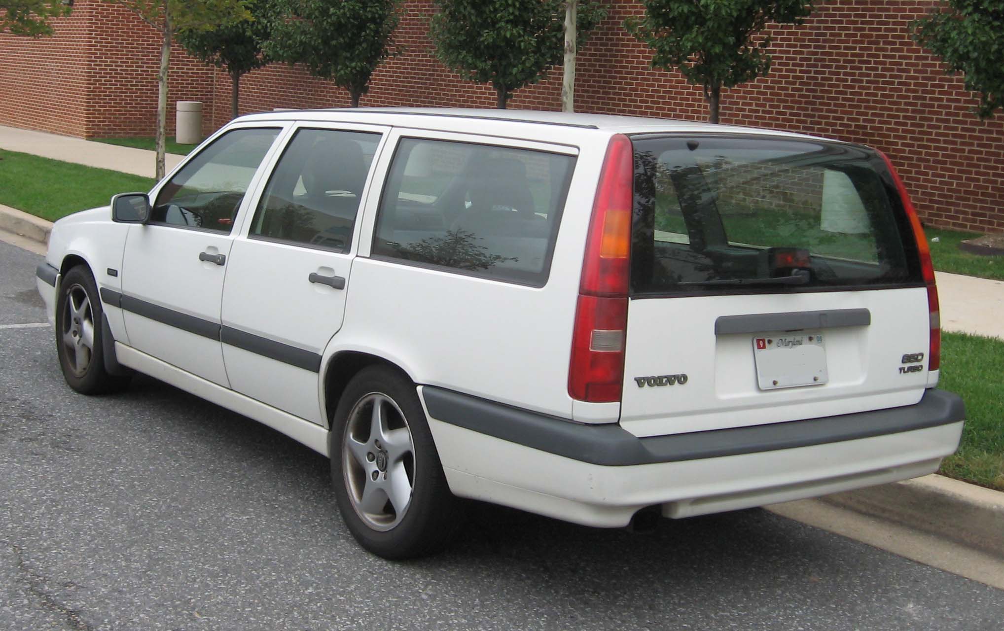 My perfect Volvo 850. 3DTuning - probably the best car configurator!